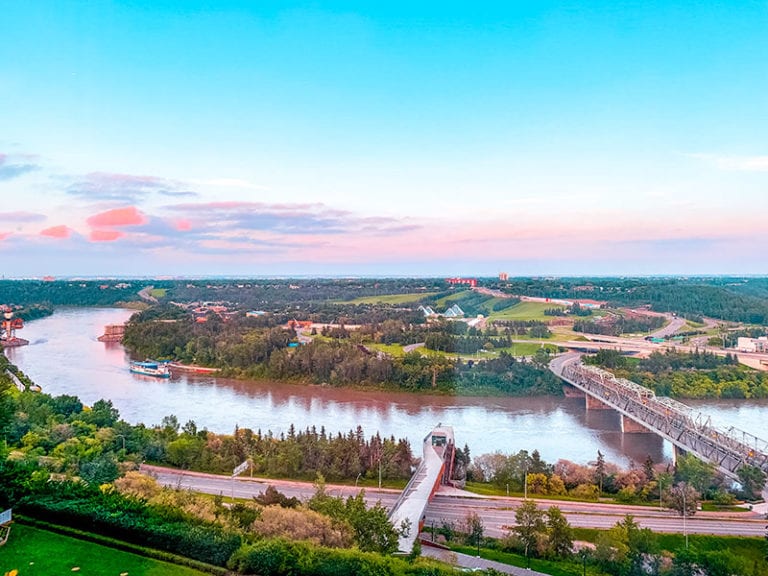 25+ Things to do in Edmonton Alberta with 24 hours or Less