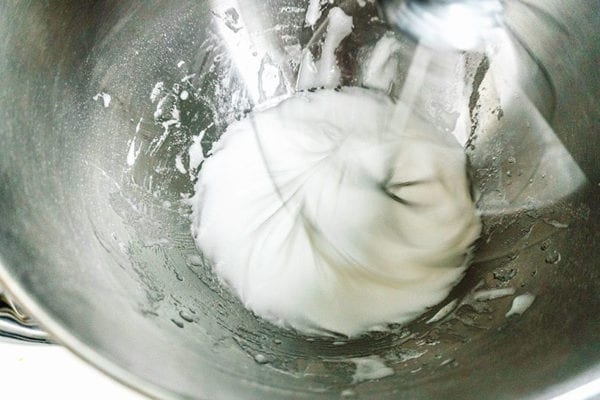 25 Tasty Meringue Recipes To Make When You Love Travel