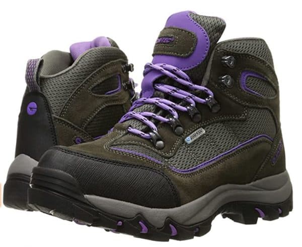 15+ Perfect Hiking Shoes for Women who love to trek