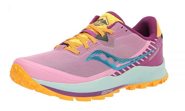 15+ Perfect Hiking Shoes for Women who love to trek