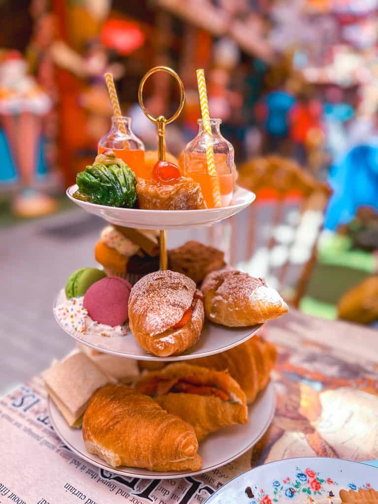 50+ Unique and Tasty Things to do in Athens Greece