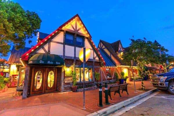 Ultimate Guide to A Solvang Christmas in California