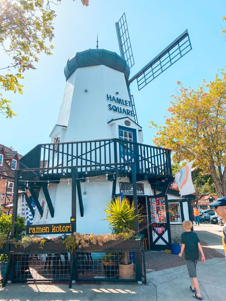 Ultimate Guide to A Solvang Christmas in California
