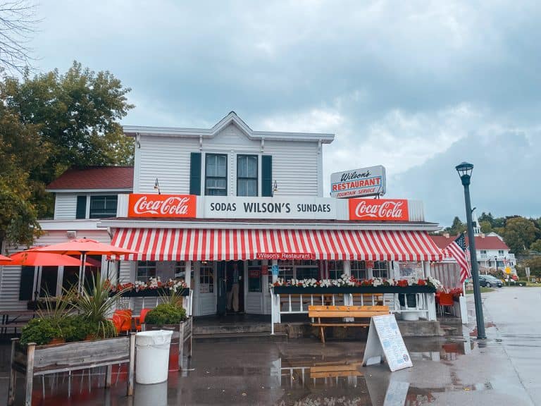32 Unbelievably Beautiful Things To Do In Door County Wisconsin + Itinerary