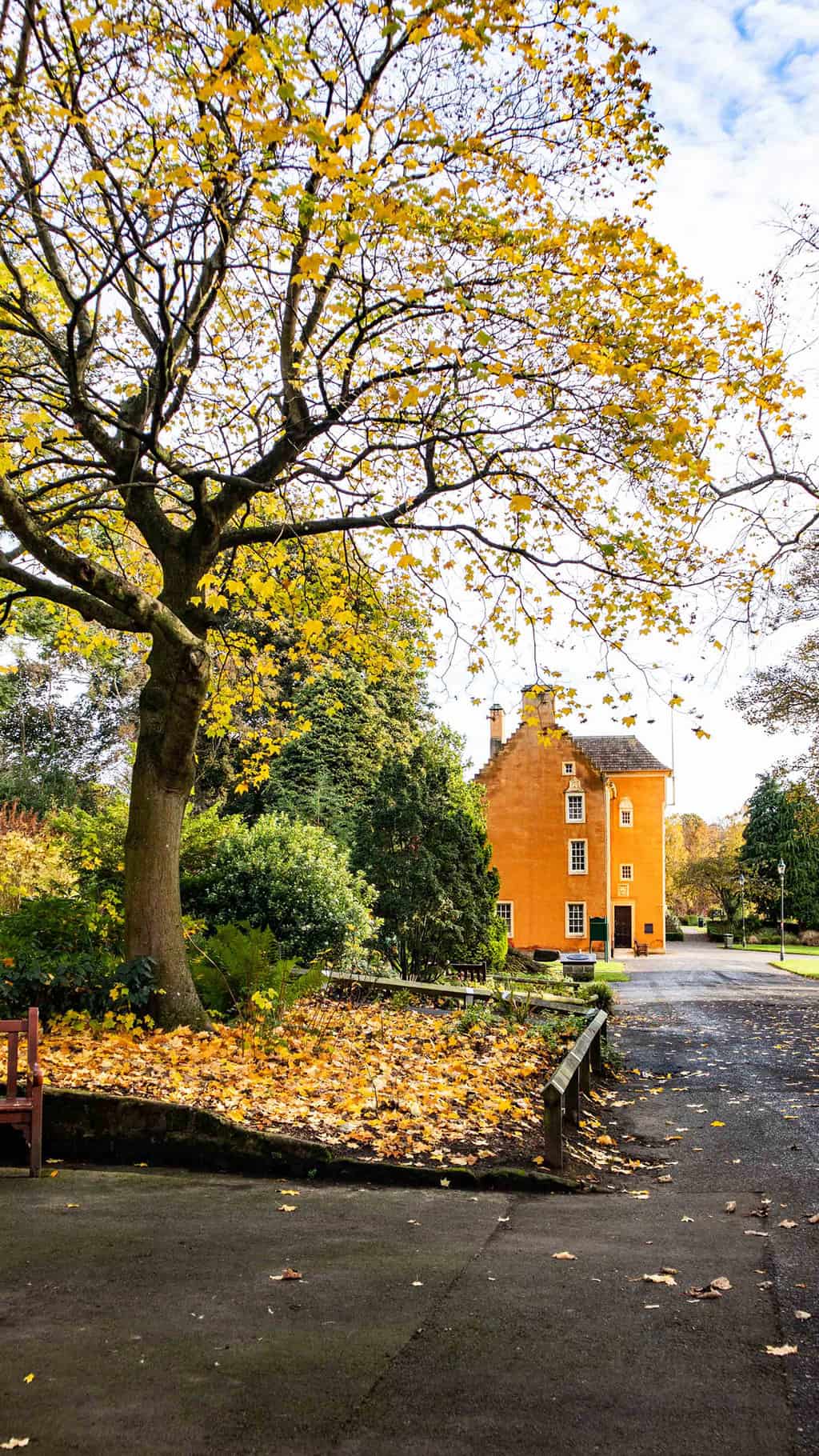 28 Easy & Worthwhile Things to do in Dunfermline Fife Scotland
