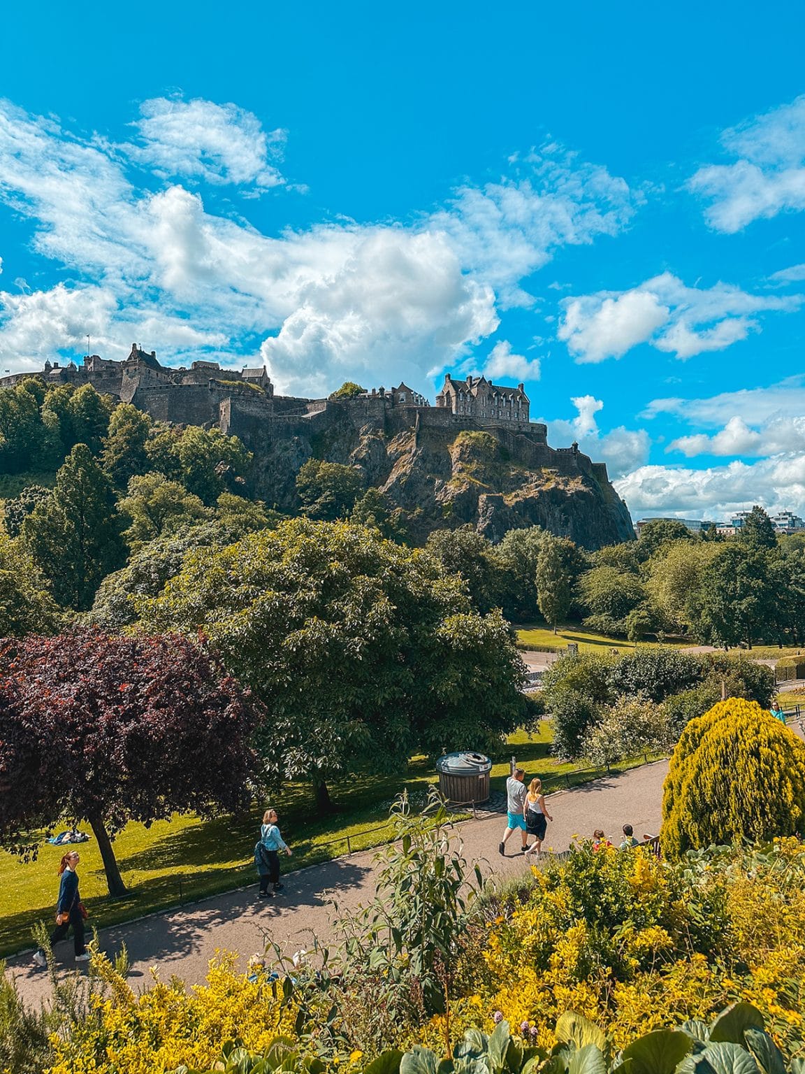37+ Free & Fun Things to do in Edinburgh Scotland