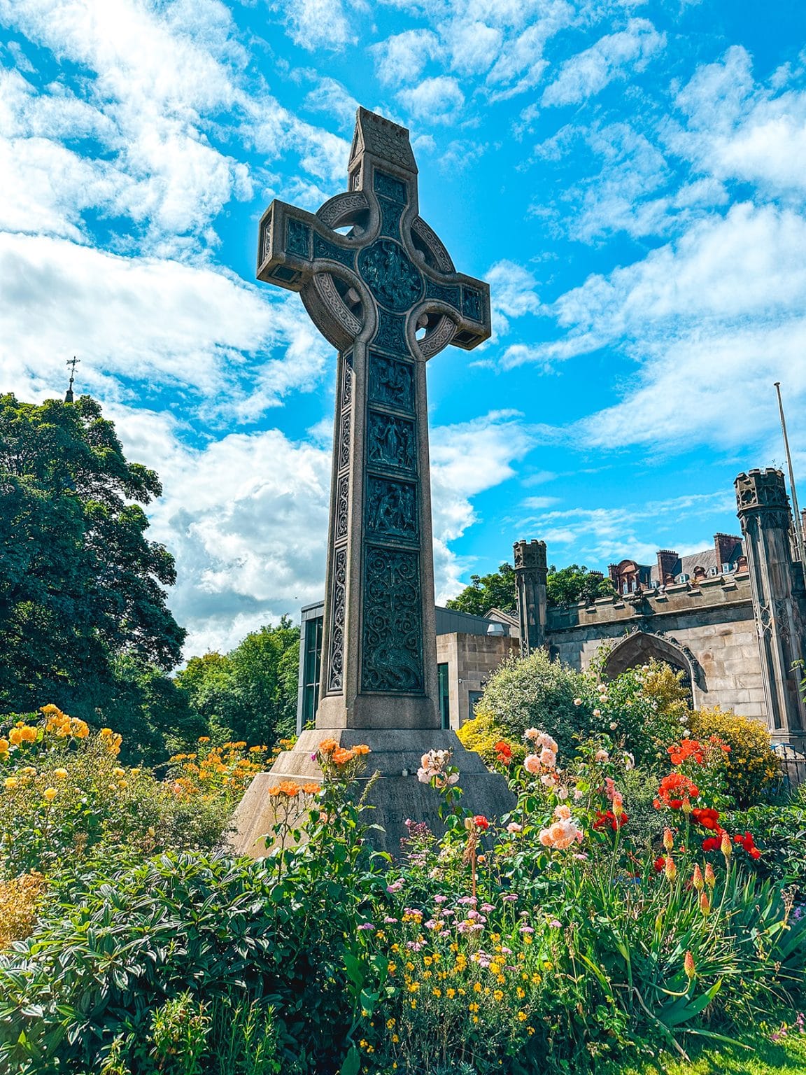 37+ Free & Fun Things to do in Edinburgh Scotland